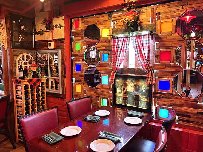 Every corner reveals thoughtful details, from wine displays to checkered accents that add personality to the space.