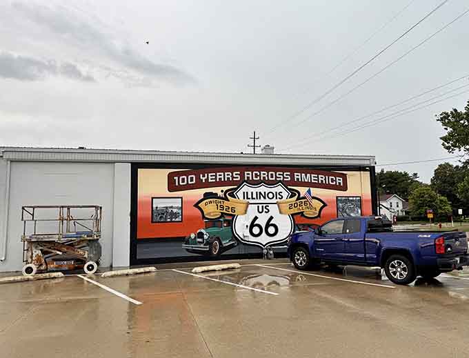 The exterior mural celebrates 100 years of Route 66 history, reminding everyone that this highway represents more than just pavement.