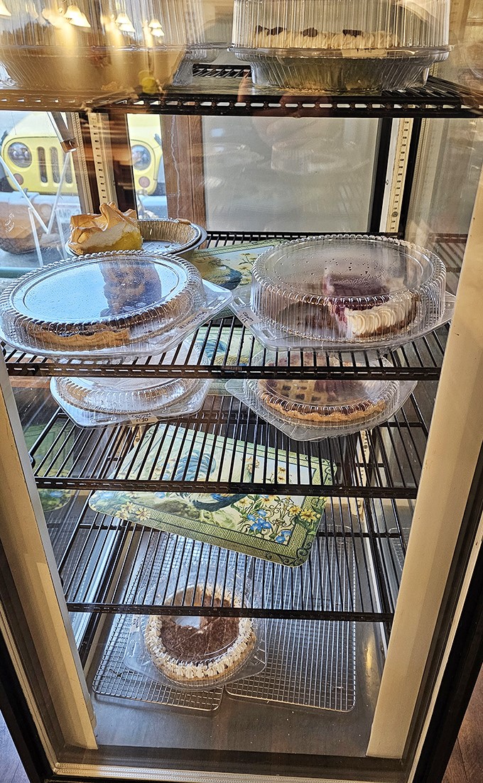The pie case &ndash; Wisconsin's version of the Louvre &ndash; where daily masterpieces await behind glass, tempting even the most determined dieters.