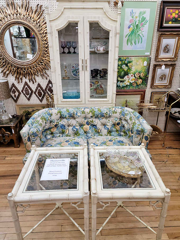 This Thomasville living room set looks ready for its cocktail hour comeback &ndash; mid-century elegance that puts today's furniture to shame.