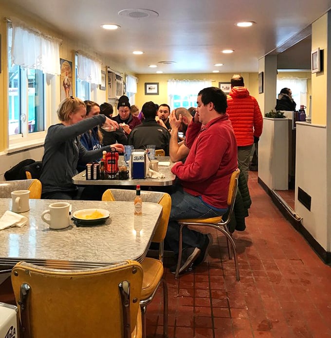 Weekend mornings bring the crowds &ndash; a mix of regulars and newcomers all united by the universal language of "pass the ketchup, please."