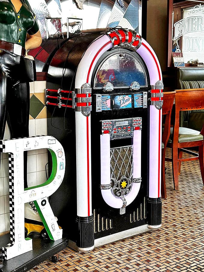 The jukebox isn't just for show &ndash; drop in a quarter and suddenly your meal has its own soundtrack from decades past.