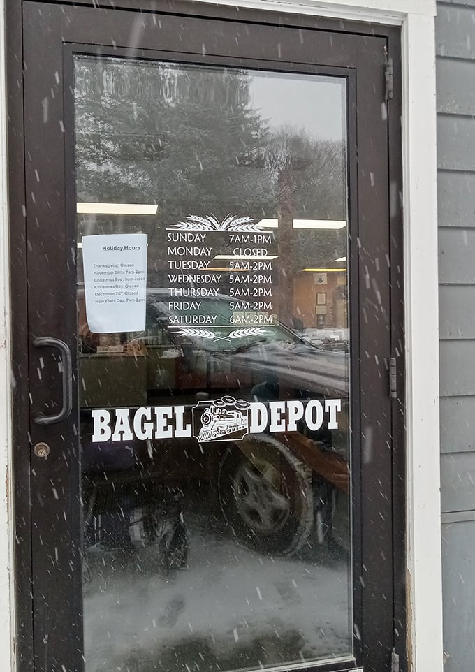 Store hours: The crucial information every bagel lover needs – when to arrive for your carb fix. Monday closures have caused many a disappointed sigh.