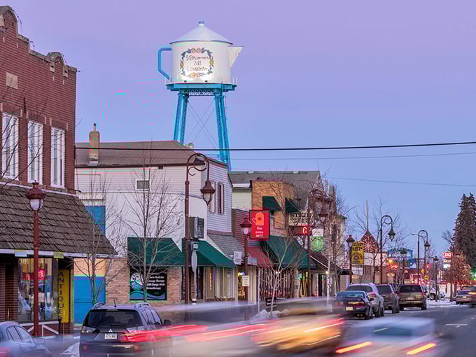 Swedish charm, Minnesota nice! Lindstrom's giant coffee pot water tower is Scandinavian whimsy at its finest.