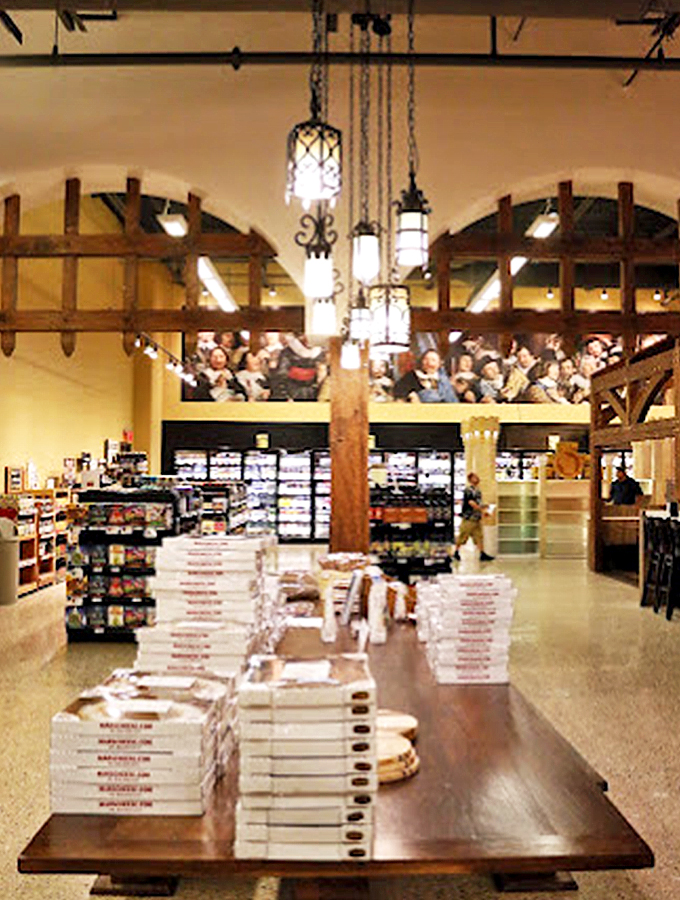 Part medieval fortress, part fromage fantasy. It's like Disneyland for dairy lovers, complete with turrets of Gouda and moats of melted goodness.