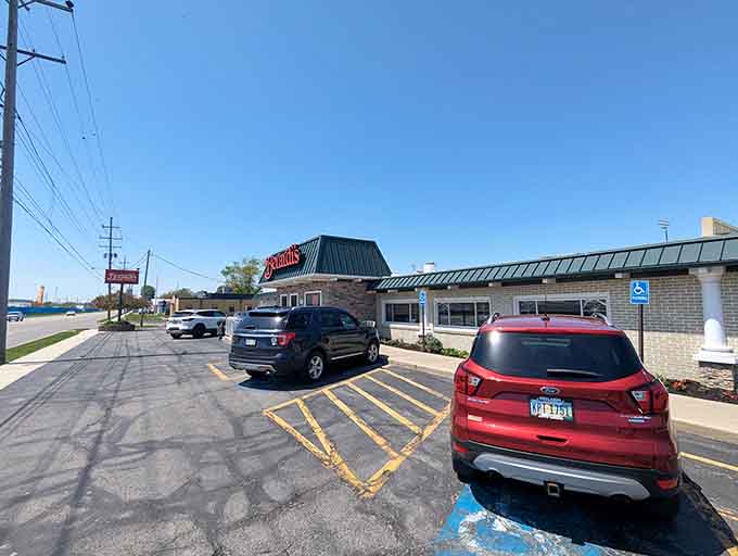 Plenty of parking means the only hard part about visiting is deciding what to order besides those must-have fries.