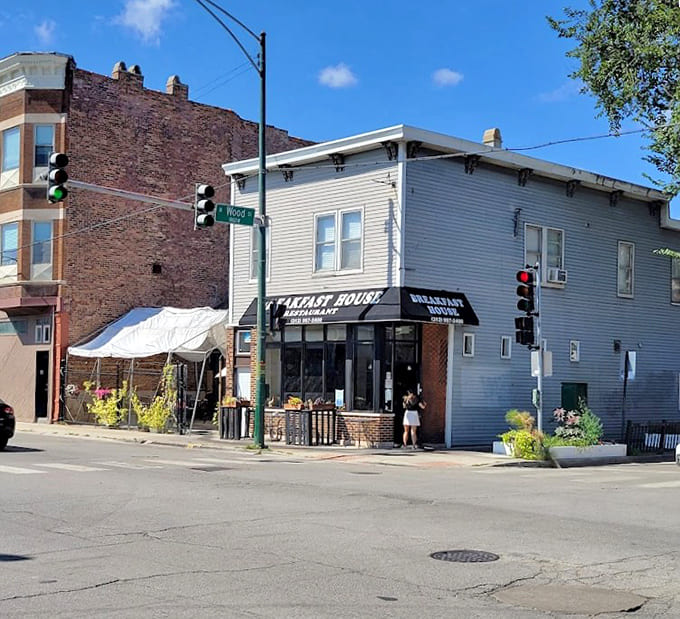 From the street, Breakfast House blends into the Wicker Park landscape, a delicious secret hiding in plain sight.
