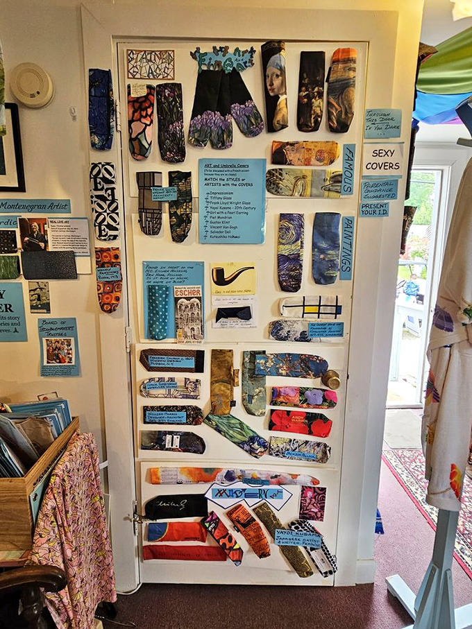 Van Gogh's "Starry Night" reimagined on an umbrella cover &ndash; where high art meets everyday function in unexpected harmony.