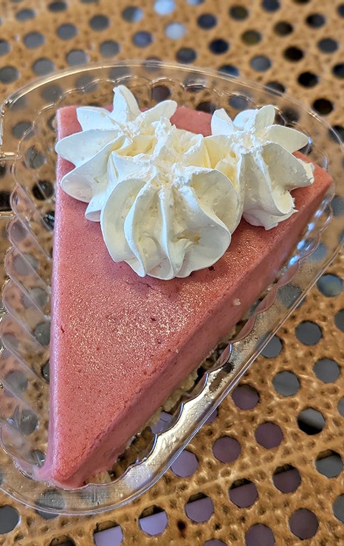 This blushing beauty proves that even classics can evolve &ndash; strawberry and lime dancing together in perfect harmony on your taste buds.