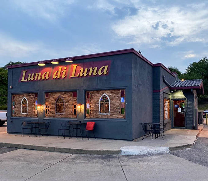 Even under winter snow, Luna di Luna's exterior promises warmth inside, like a beacon calling you in from the cold to pasta paradise.