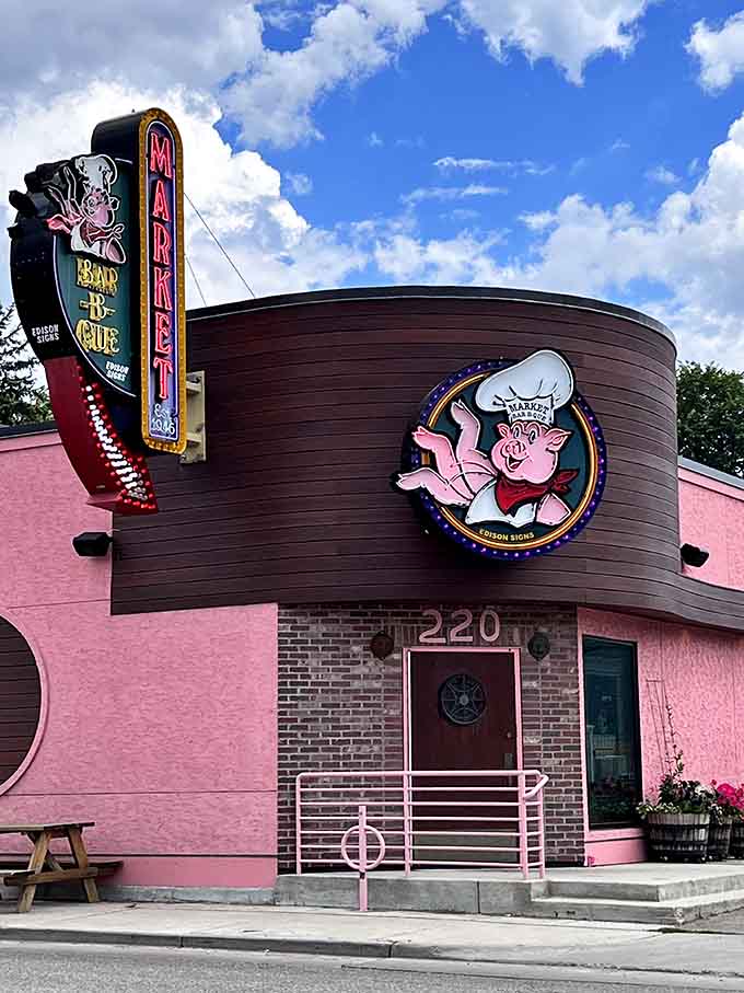 The iconic pink building and neon pig sign have become Minneapolis landmarks, guiding hungry souls to barbecue salvation since way back when.