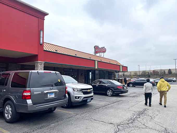 Ample parking means one less obstacle between you and that legendary deep-dish you've been craving all week.