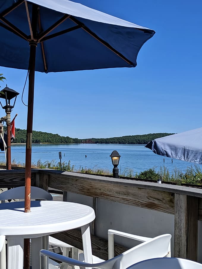 That view of the water reminds you why people vacation in coastal Maine and why Red's Eats picked the perfect spot.