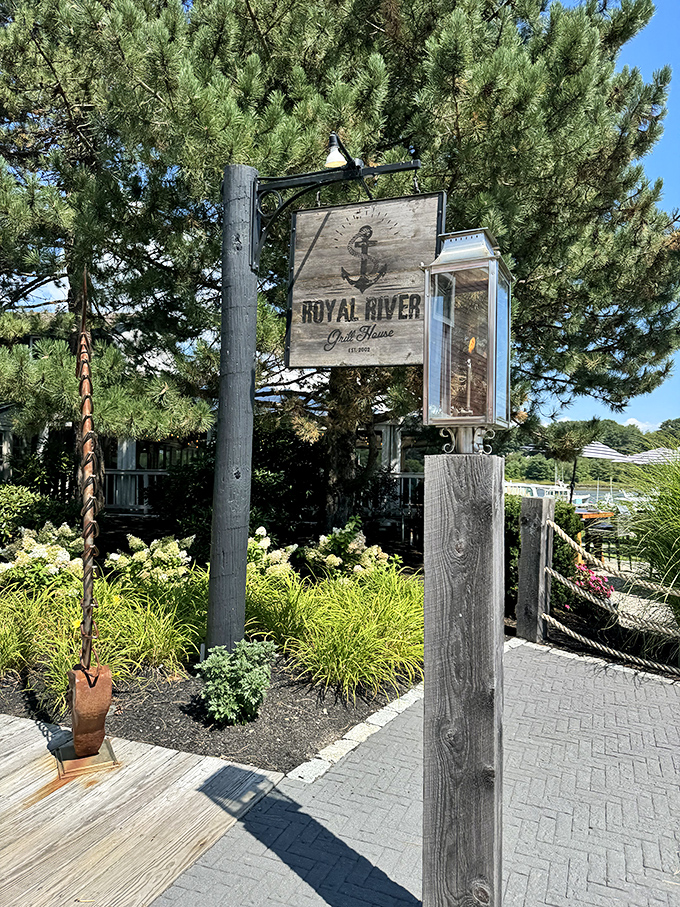 Your official invitation to seafood paradise &ndash; where the Royal River meets royal treatment for your taste buds.