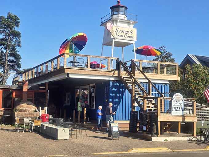The full Sydney's experience captured in one shot: quirky architecture, lakeside location, and the promise of frozen custard happiness.