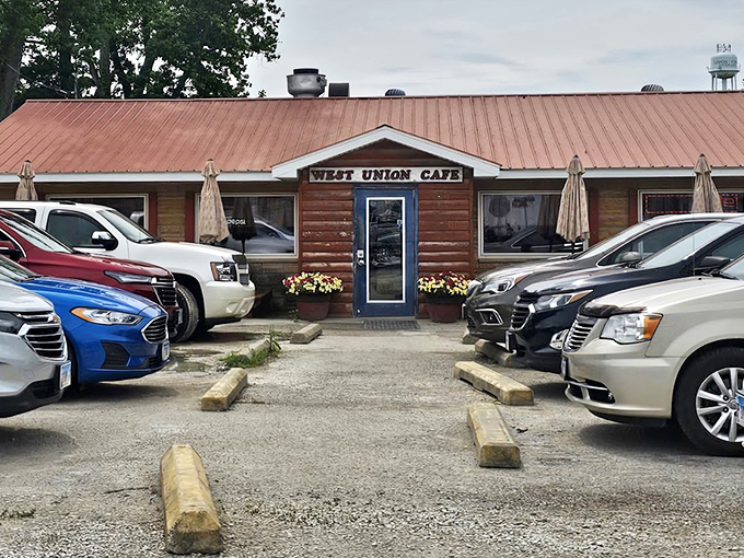 The packed parking lot tells the story &ndash; locals and travelers alike know that West Union Cafe is worth every mile of the journey.