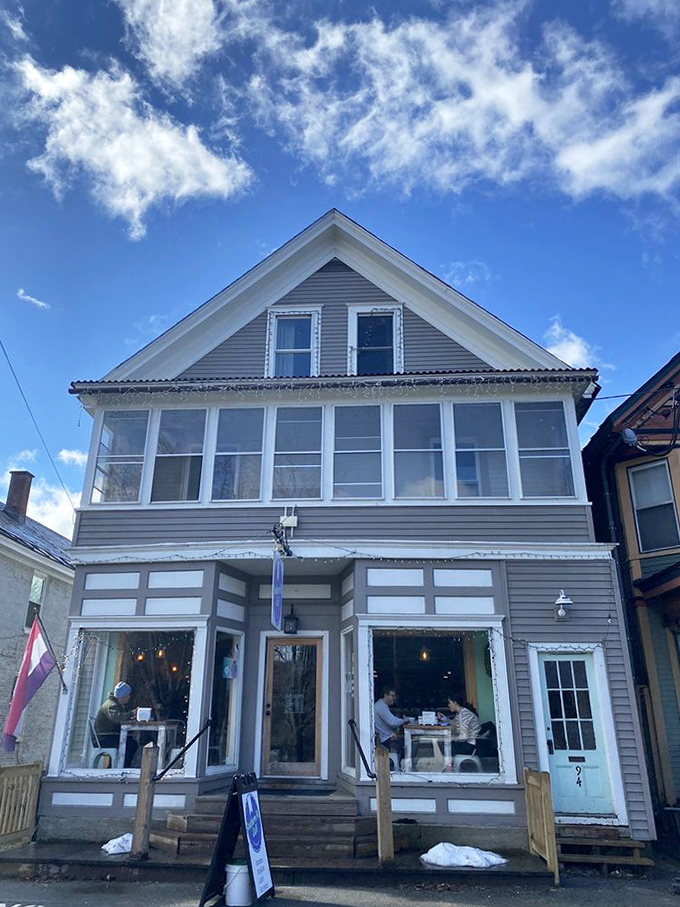 Southern Pie Caf&eacute; stands proudly against Vermont's blue sky, a temple to the religion of really good food.