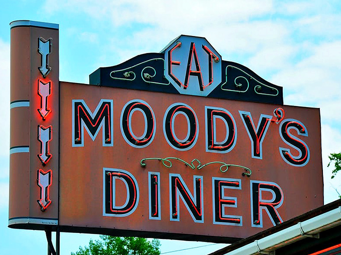 The neon "EAT" command on Moody's sign isn't just a suggestion &ndash; it's some of the best advice you'll get while traveling through Maine.