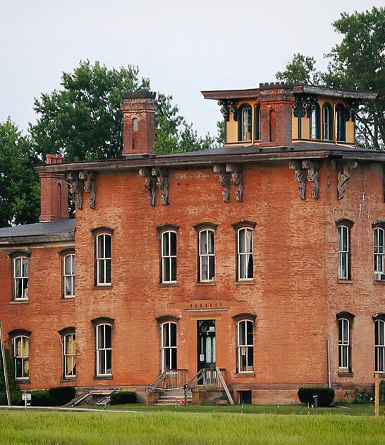 19th century mansion ohio ftr