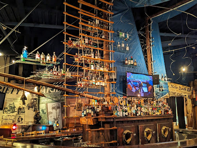 Extra, extra, eat all about it! This news-themed eatery is where history and hunger collide in a deliciously retro setting.