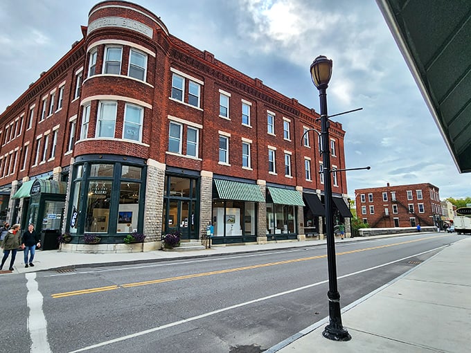Battell Block building: The historic Battell Block stands proudly on Main Street, its red brick fa&ccedil;ade housing shops where clerks might actually remember your name.