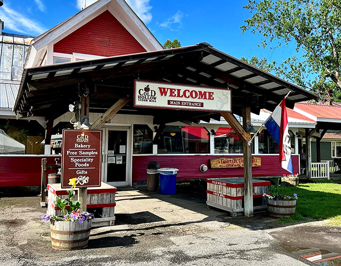 Where apple dreams come true! The aroma alone is worth the trip, but those cider donuts will haunt your taste memories forever.