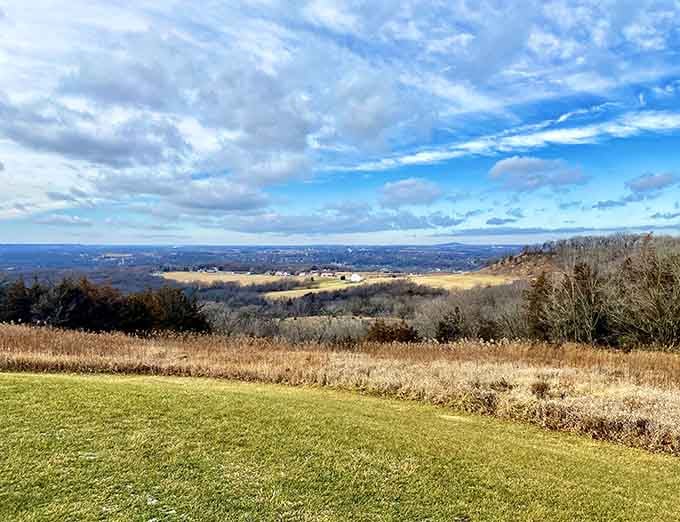Three states visible from one spot, because apparently Illinois likes to show off its overachieving geography.