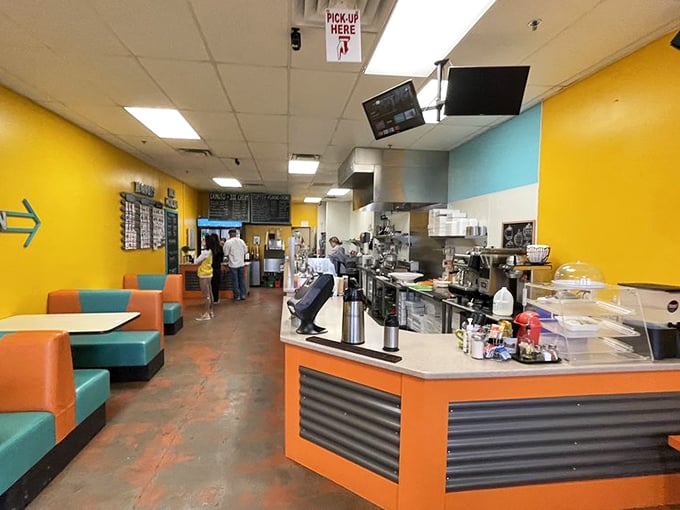 Step into a world where calories don't count and happiness is served by the dozen. This retro-chic interior screams "Get your sweet on!"