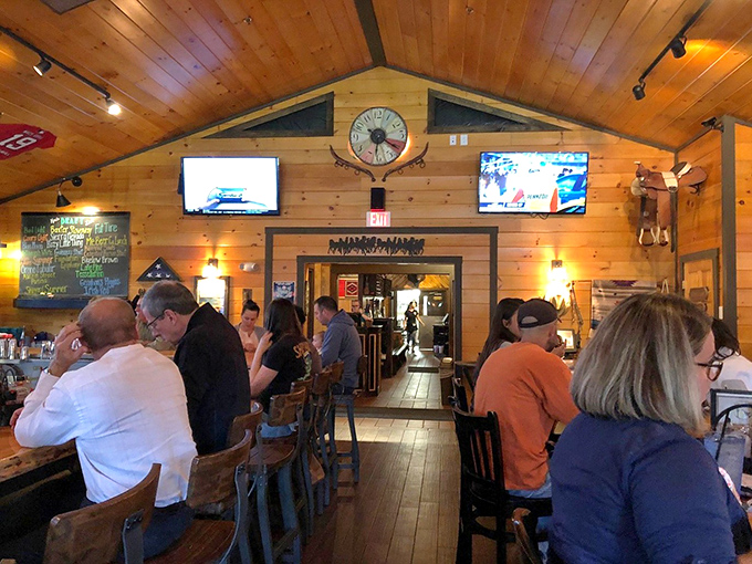 Warm wood paneling and a welcoming atmosphere make Mac's interior feel like the coziest cabin retreat where calories don't count.