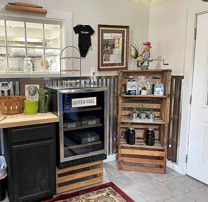 Inside, rustic charm meets practical design with gluten-free options clearly marked. That rooster isn't just decoration&mdash;he's the unofficial pie guardian.