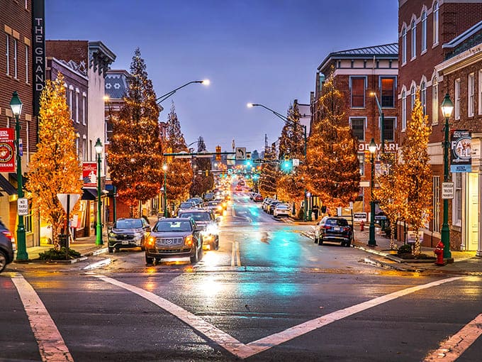 When twilight falls on Main Street, the holiday lights transform Mt. Vernon into a magical scene that would make Norman Rockwell reach for his paintbrush.