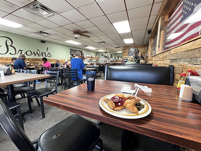 Inside Brown's, rustic wood paneling and simple furnishings create that "grandma's dining room" vibe where calories don't count and seconds are encouraged.