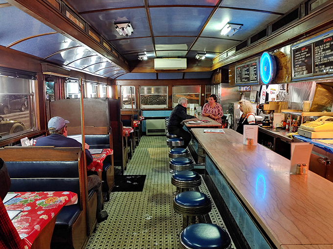 Step inside and time stands still &ndash; the narrow galley with its curved ceiling and counter seating offers an authentic slice of Americana.