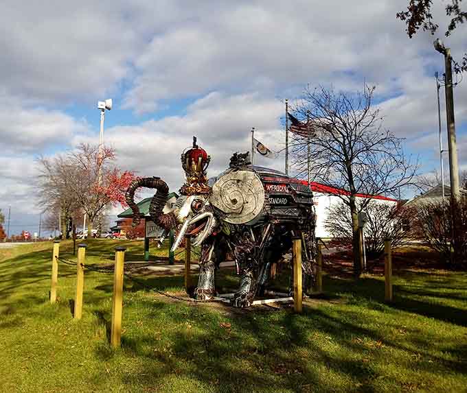 Standing proud against the Illinois sky, this crowned pachyderm makes you wonder what other surprises might be hiding in America's heartland.