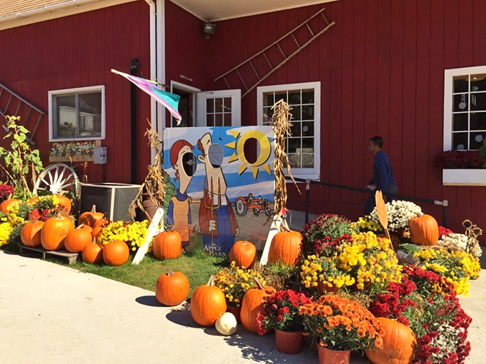 Fall's finest fashion show: A parade of pumpkins and mums creating an Instagram-worthy welcome that screams "autumn in Vermont."