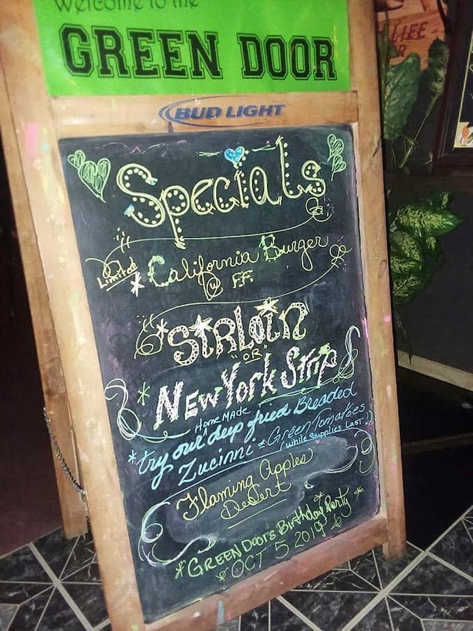 When the specials board promises California burgers and New York strips, you know the kitchen isn't playing around.