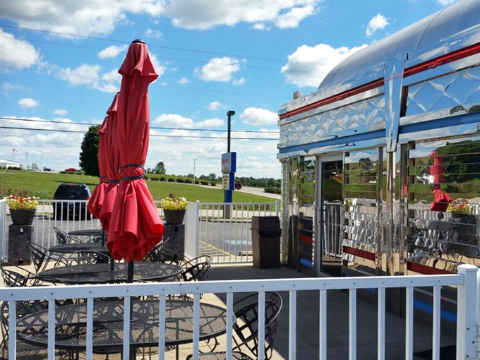 Al fresco dining with a side of nostalgia. Enjoy your meal with a generous helping of fresh air and small-town charm.