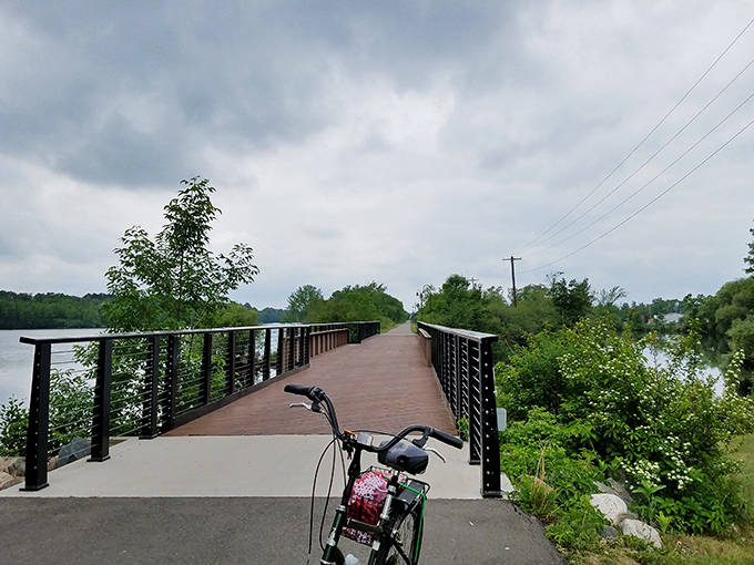 River Bend Trail offers nature's therapy session &ndash; a peaceful wooden pathway where the only traffic is occasional wildlife crossings.