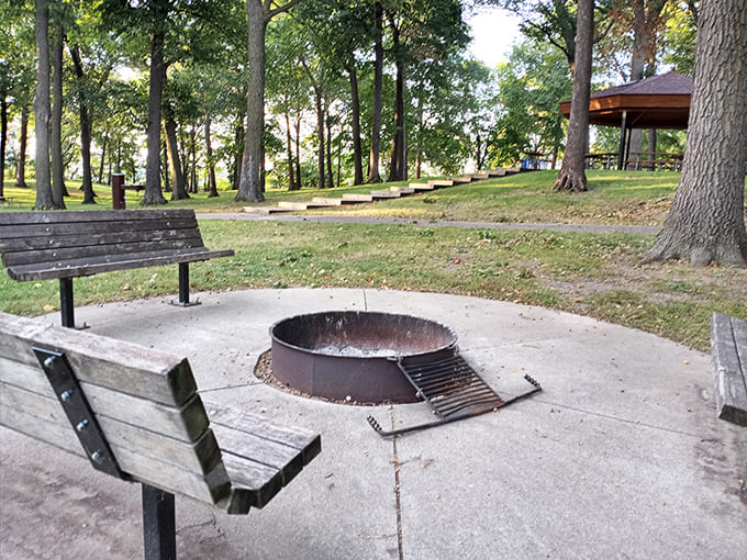 Nothing says "perfect evening" quite like a fire ring surrounded by benches, where marshmallows and meaningful conversations happen under the stars.