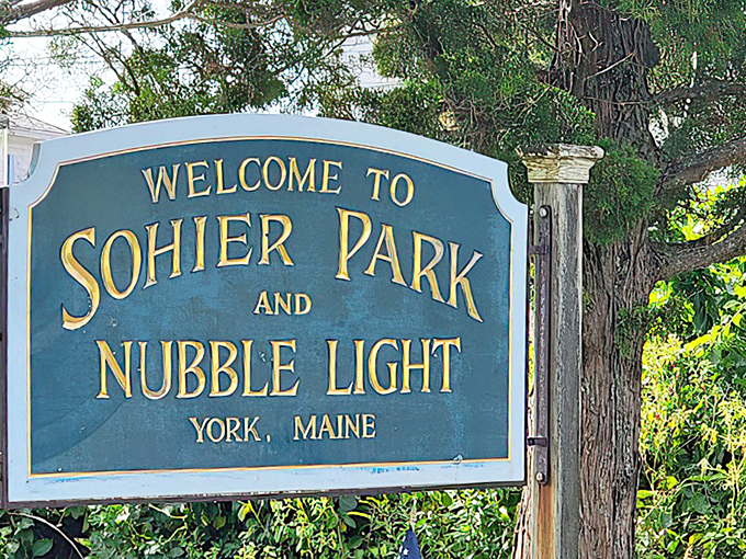 Welcome to Sohier Park, where this charming sign marks the entrance to one of Maine's most photographed maritime treasures.