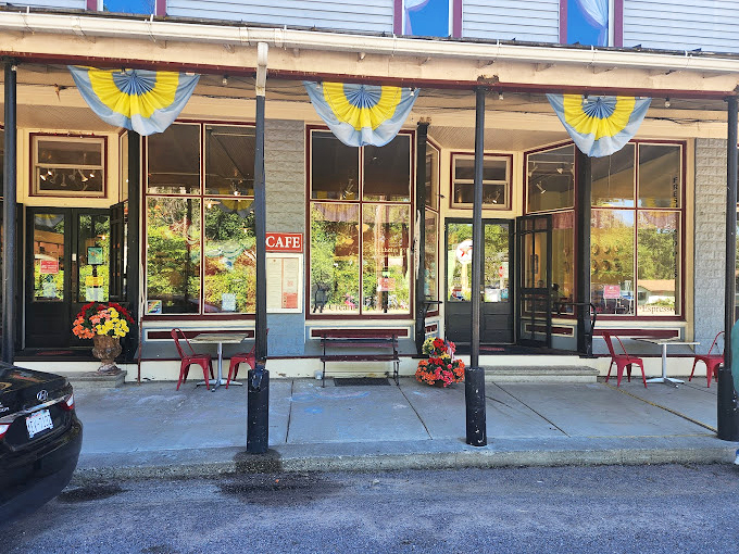 Pie perfection found! This quaint storefront boldly claims to be America's best pie shop, and your taste buds might just agree. 