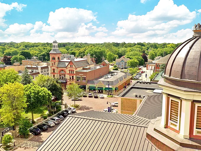 Groundhog Day every day! Woodstock's picturesque town square is so charming, you'll want to wake up here again and again.