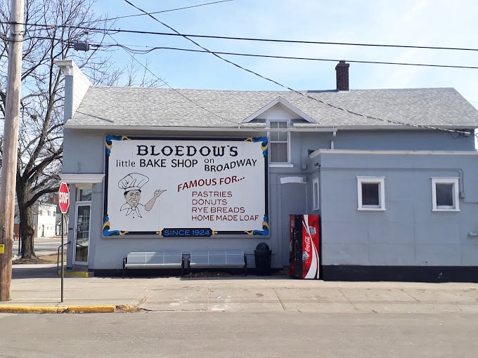 Home of the legendary Bismark&mdash;a pastry so good, it might just unite the entire Midwest. Fluffy, sweet, and utterly irresistible.