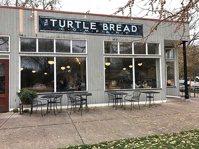 Where hipsters and pie lovers unite! Turtle Bread's creations are like edible art&mdash;almost too beautiful to eat. Almost.