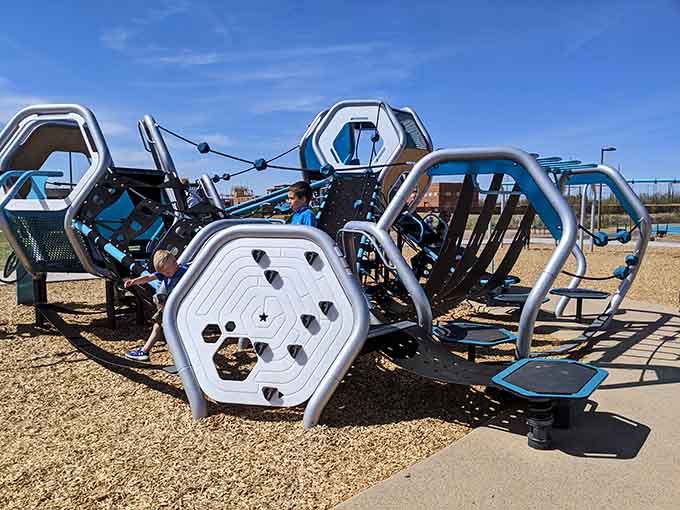 Multiple levels and pathways mean kids can explore for hours without repeating the same route, keeping boredom at bay indefinitely.