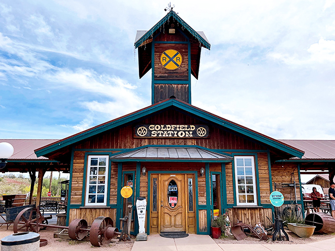 Goldfield Station welcomes modern-day time travelers with the same rustic charm that greeted weary stagecoach passengers over a century ago.