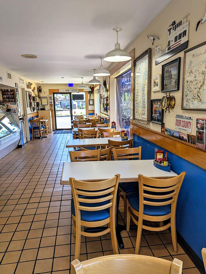 Step into a cozy time capsule of maritime charm. The only thing fresher than the decor? The seafood, of course!