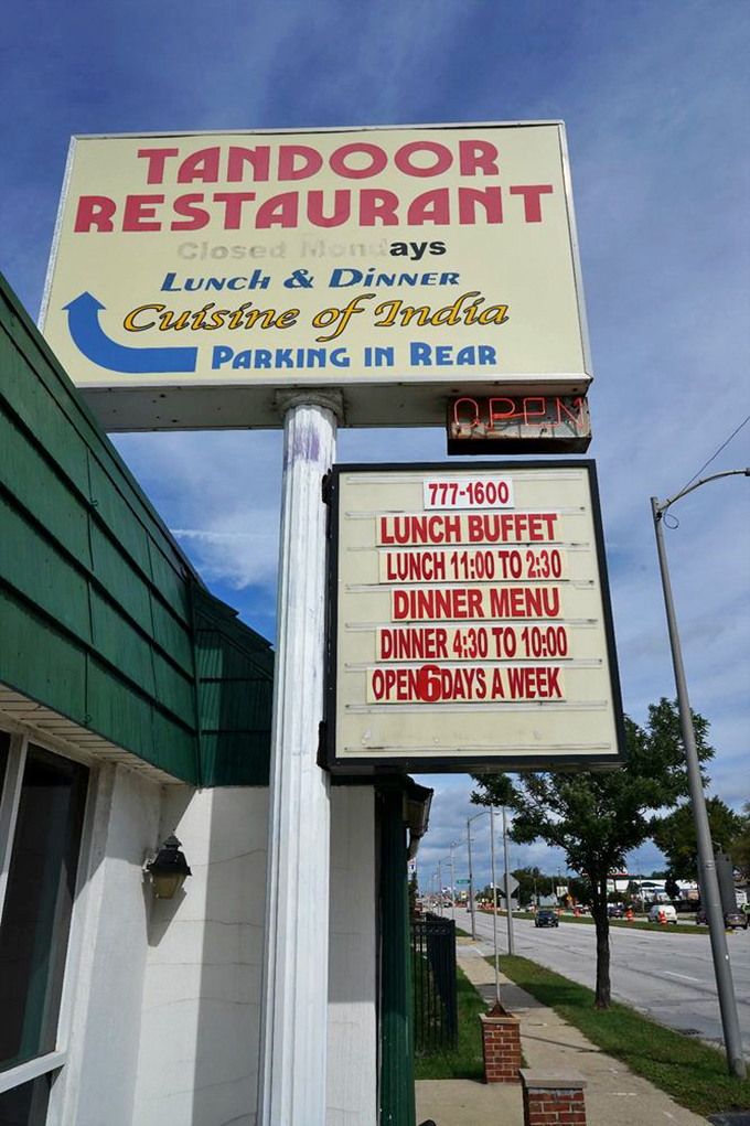 Forget GPS, follow your nose! Tandoor's sign is your beacon to a buffet of bliss and parking convenience.