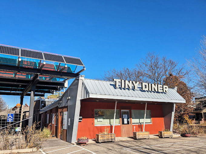 Small in size, big on flavor! Tiny Diner proves good things come in small packages, with a side of eco-friendly charm.