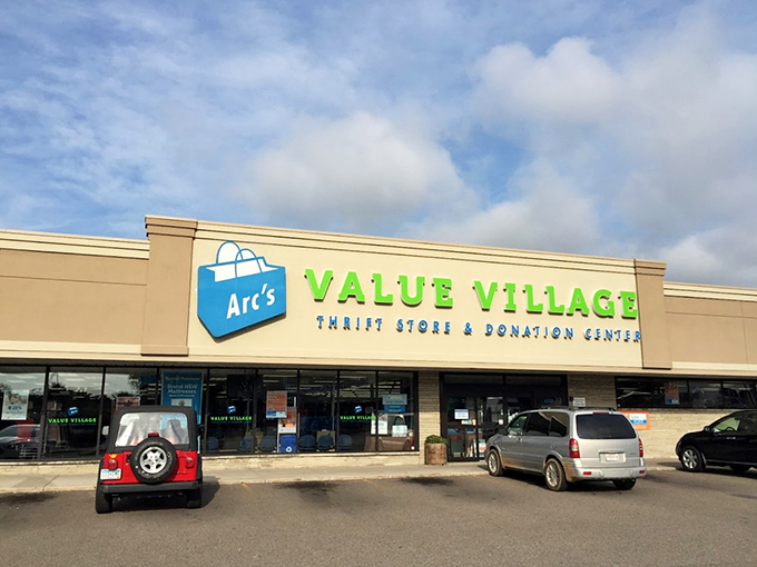 Welcome to the ultimate recycling adventure! Here, yesterday's impulse buys become tomorrow's vintage finds.
